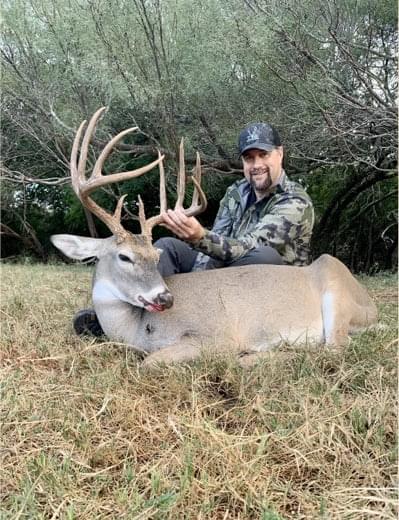 Whitetail Deer Hunts | AK Outfitters